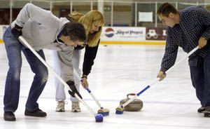 Learning to curl - The Utah Statesman