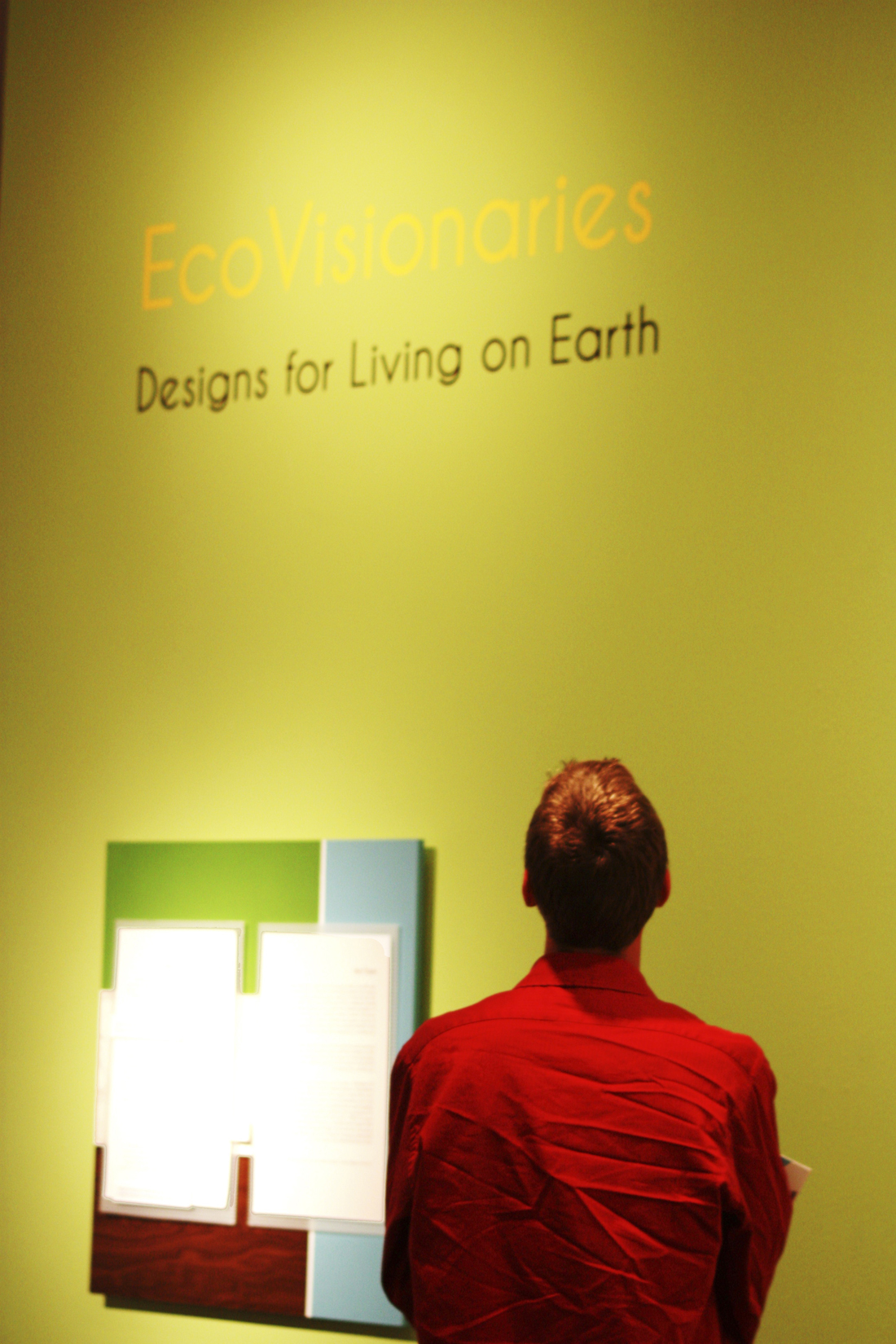 Professor connects global issues and art - The Utah Statesman
