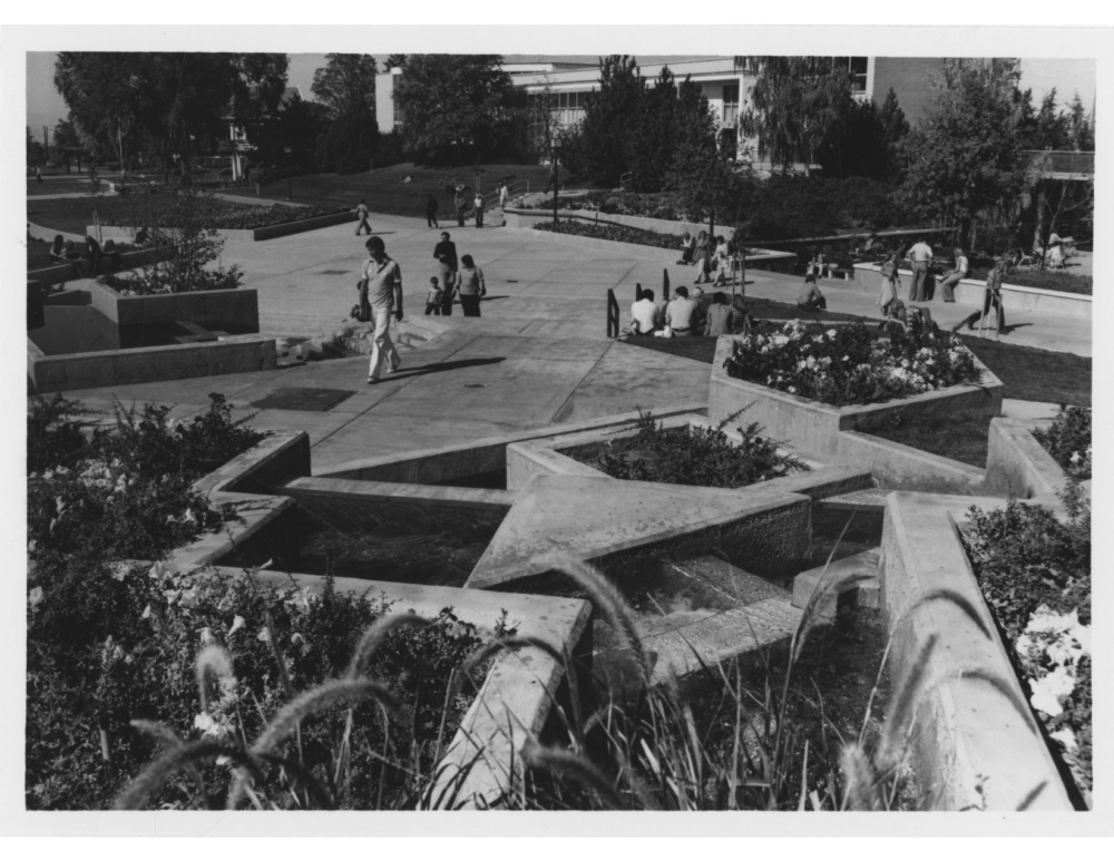 Tanner Fountains demolished - The Utah Statesman