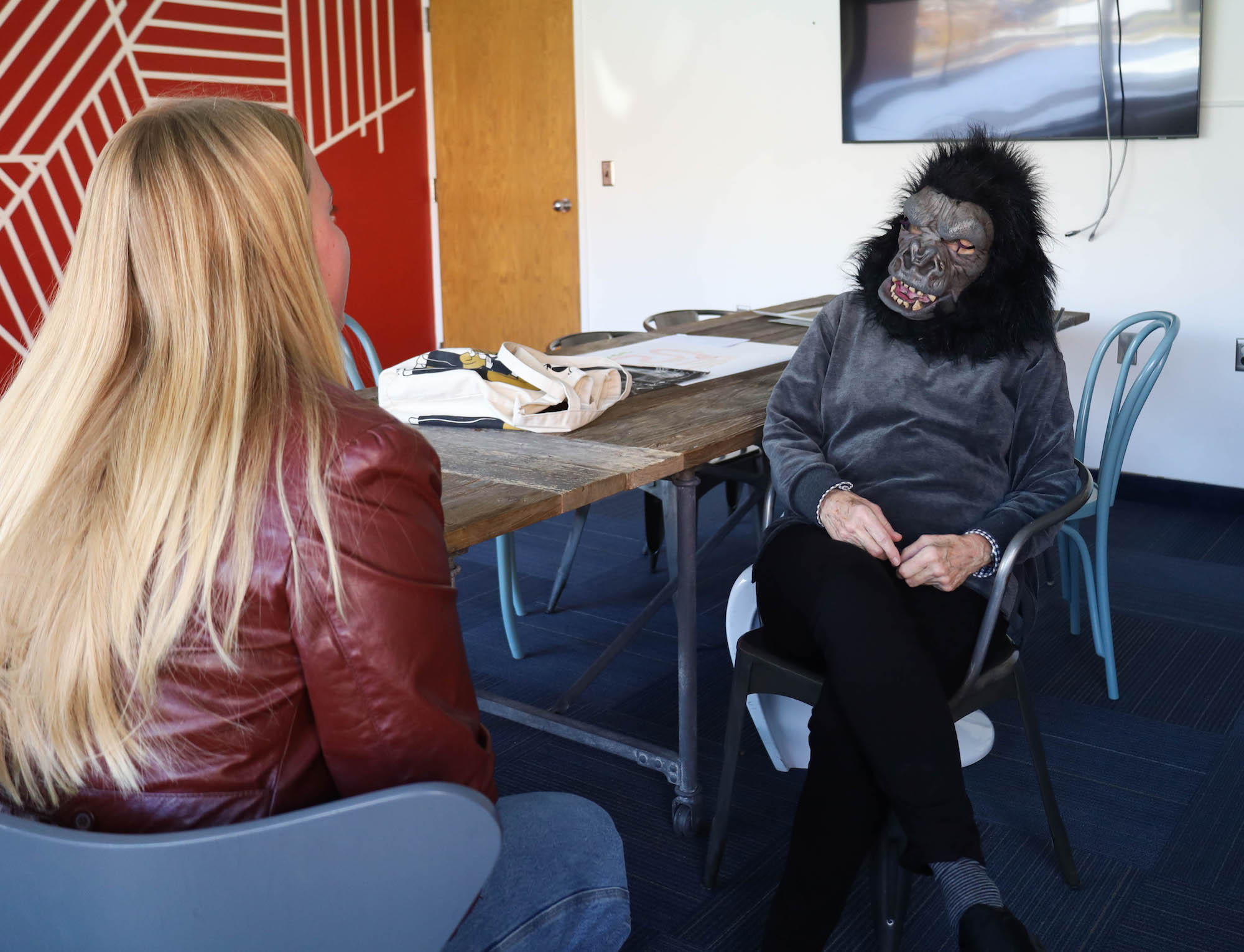 Hook them with humor - The Utah Statesman