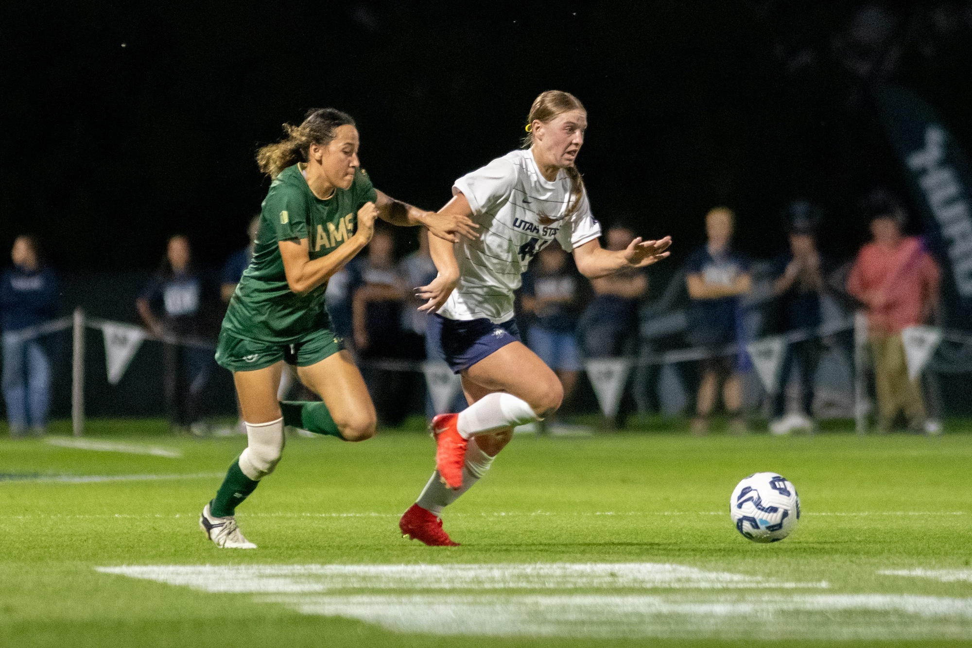 USWNT select Capriel Winder leads USU defense with sister Talia - The ...