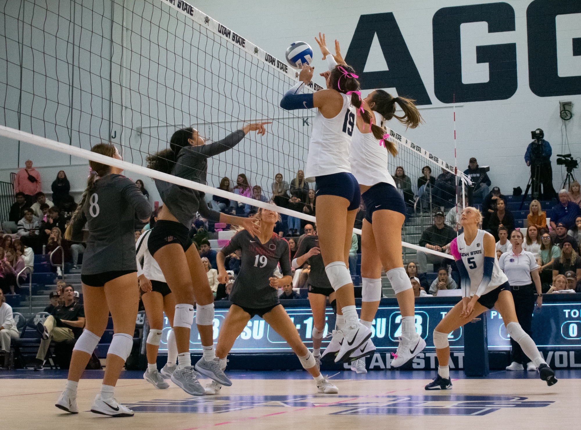 Utah State Women's Volleyball Fights for Five-Set Victory Over San ...