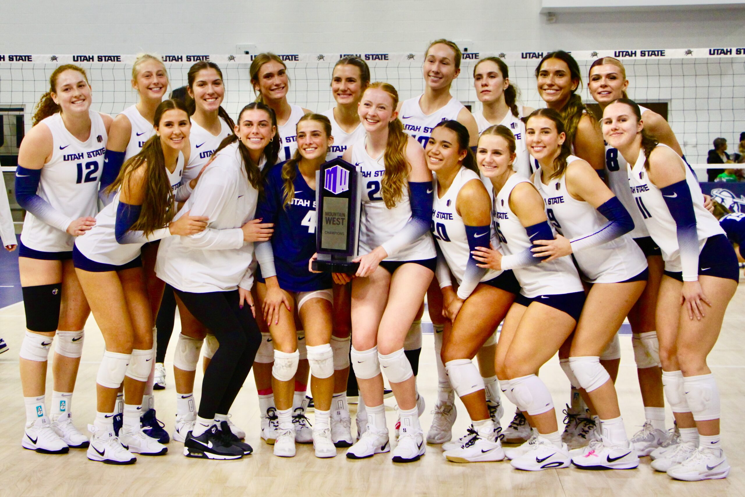 USU Volleyball Earns the Trophy for Mountain West Champions - The Utah ...