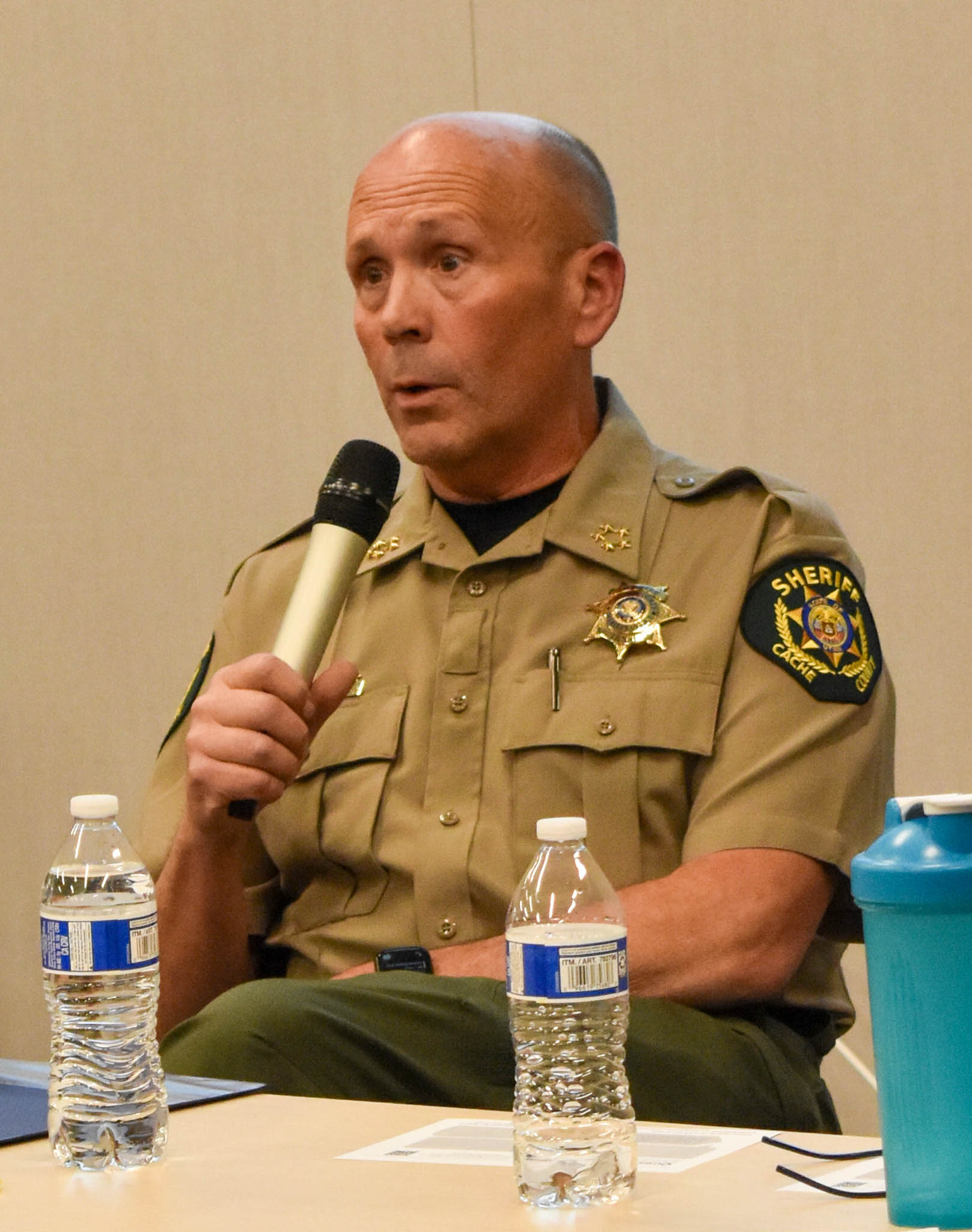 Cache County Sheriff hosts Q&A to discuss ICE in Cache Valley - The ...